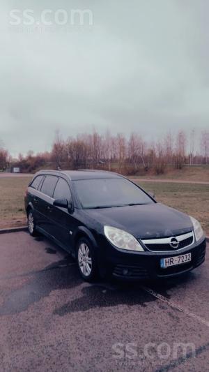Melns Opel Vectra 2007 Rīga, ar dzinēja tilpumu 1.90 L un nobraukumu 233 tūkst. km par 750 €, foto  vietnē AUTOMOTO.COM.LV