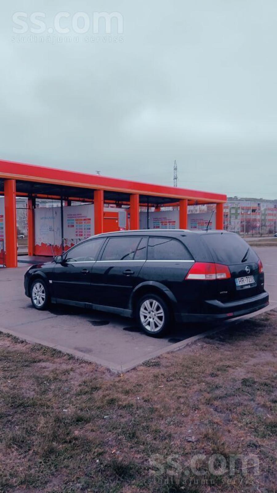 Melns Opel Vectra 2007 Rīga, ar dzinēja tilpumu 1.90 L un nobraukumu 233 tūkst. km par 750 €, foto 3 vietnē AUTOMOTO.COM.LV