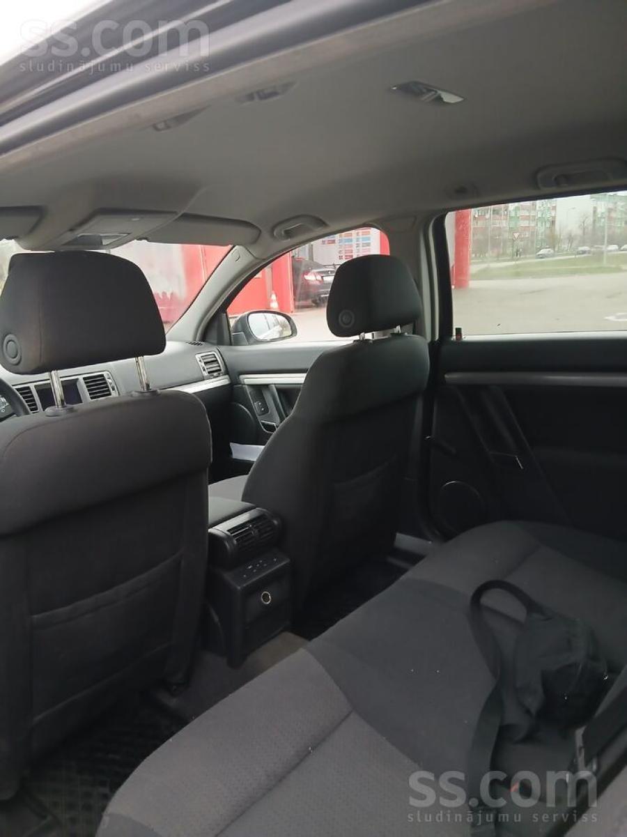 Melns Opel Vectra 2007 Rīga, ar dzinēja tilpumu 1.90 L un nobraukumu 233 tūkst. km par 750 €, foto 7 vietnē AUTOMOTO.COM.LV