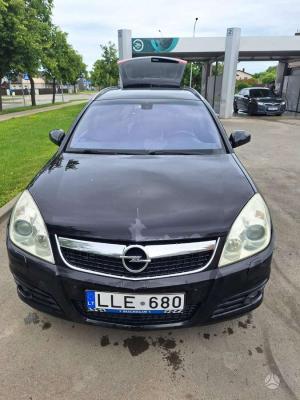 Melns Opel Vectra 2007 Šauļi, ar dzinēja tilpumu 2.96 L un nobraukumu 348 tūkst. km par 2800 €, foto  vietnē AUTOMOTO.COM.LV