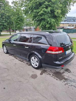 Melns Opel Vectra 2007 Šauļi, ar dzinēja tilpumu 2.96 L un nobraukumu 348 tūkst. km par 2800 €, foto 6 vietnē AUTOMOTO.COM.LV