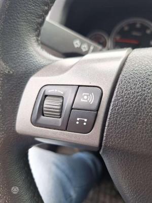 Melns Opel Vectra 2007 Šauļi, ar dzinēja tilpumu 2.96 L un nobraukumu 348 tūkst. km par 2800 €, foto 16 vietnē AUTOMOTO.COM.LV