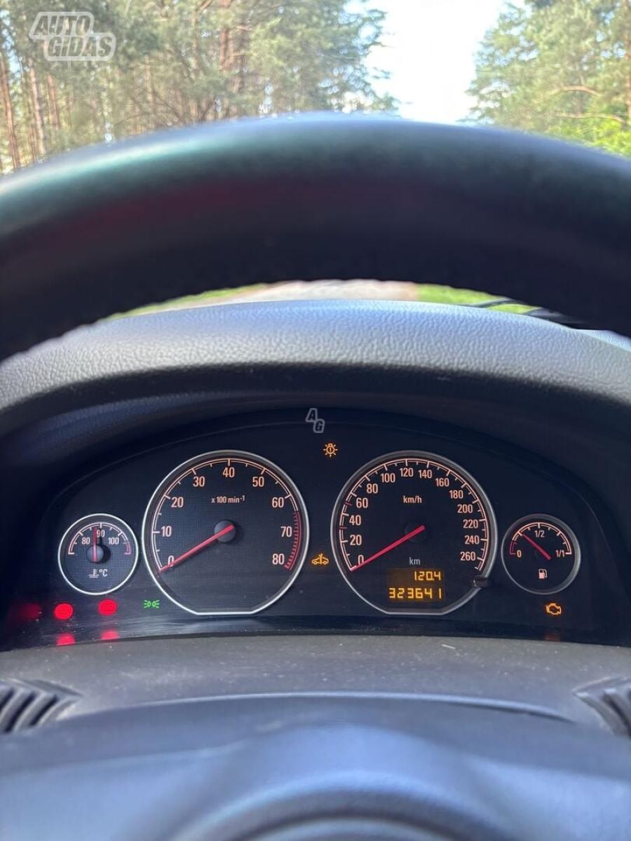 Melns Opel Vectra 2007 Viļņa, ar dzinēja tilpumu 2.20 L un nobraukumu 324 tūkst. km par 999 €, foto 8 vietnē AUTOMOTO.COM.LV