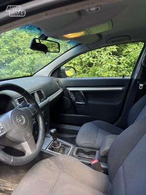 Melns Opel Vectra 2007 Viļņa, ar dzinēja tilpumu 2.20 L un nobraukumu 324 tūkst. km par 999 €, foto 9 vietnē AUTOMOTO.COM.LV