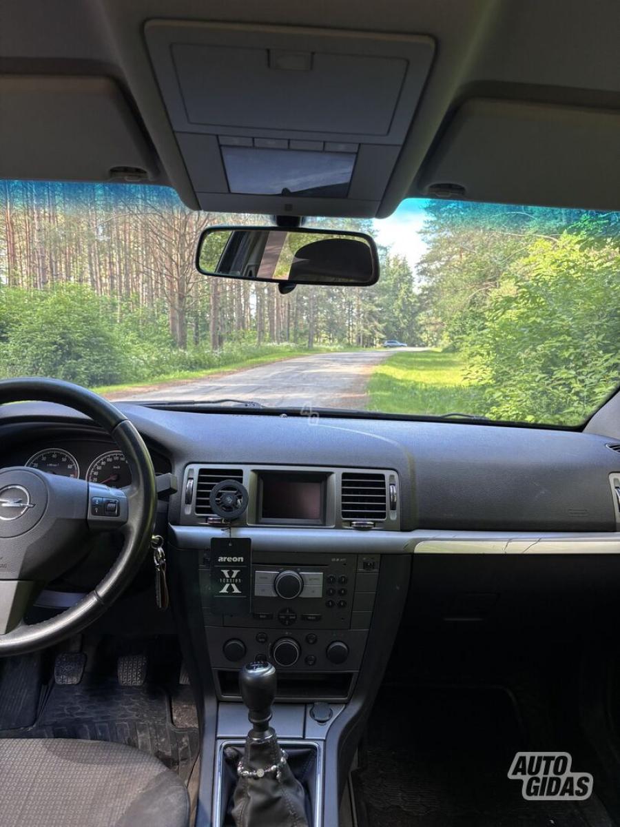 Melns Opel Vectra 2007 Viļņa, ar dzinēja tilpumu 2.20 L un nobraukumu 324 tūkst. km par 999 €, foto 10 vietnē AUTOMOTO.COM.LV