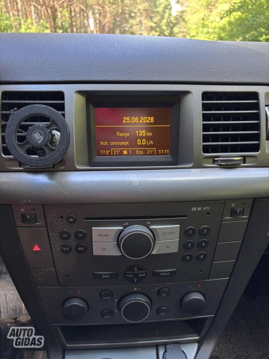 Melns Opel Vectra 2007 Viļņa, ar dzinēja tilpumu 2.20 L un nobraukumu 324 tūkst. km par 999 €, foto 17 vietnē AUTOMOTO.COM.LV