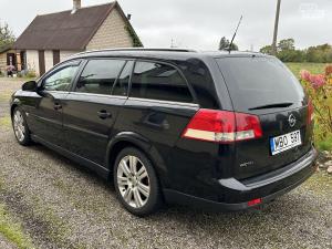 Melns Opel Vectra 2007 Viļņa, ar dzinēja tilpumu 1.90 L un nobraukumu 330 tūkst. km par 830 €, foto 6 vietnē AUTOMOTO.COM.LV