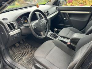 Melns Opel Vectra 2007 Viļņa, ar dzinēja tilpumu 1.90 L un nobraukumu 330 tūkst. km par 830 €, foto 12 vietnē AUTOMOTO.COM.LV