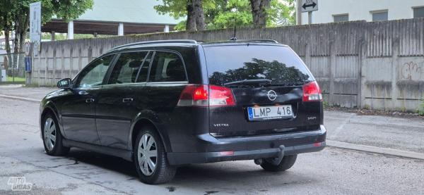 Melns Opel Vectra 2008 Alīta, ar dzinēja tilpumu 1.90 L un nobraukumu 419 tūkst. km par 1400 €, foto 3 vietnē AUTOMOTO.COM.LV