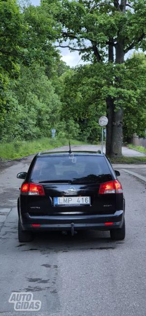 Black Opel Vectra 2008 in Alytus, with an engine capacity of 1.90 L and mileage of 419 thousand km for 1400 €, photo 5 on AUTOMOTO.COM.LV