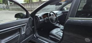 Black Opel Vectra 2008 in Alytus, with an engine capacity of 1.90 L and mileage of 419 thousand km for 1400 €, photo 10 on AUTOMOTO.COM.LV