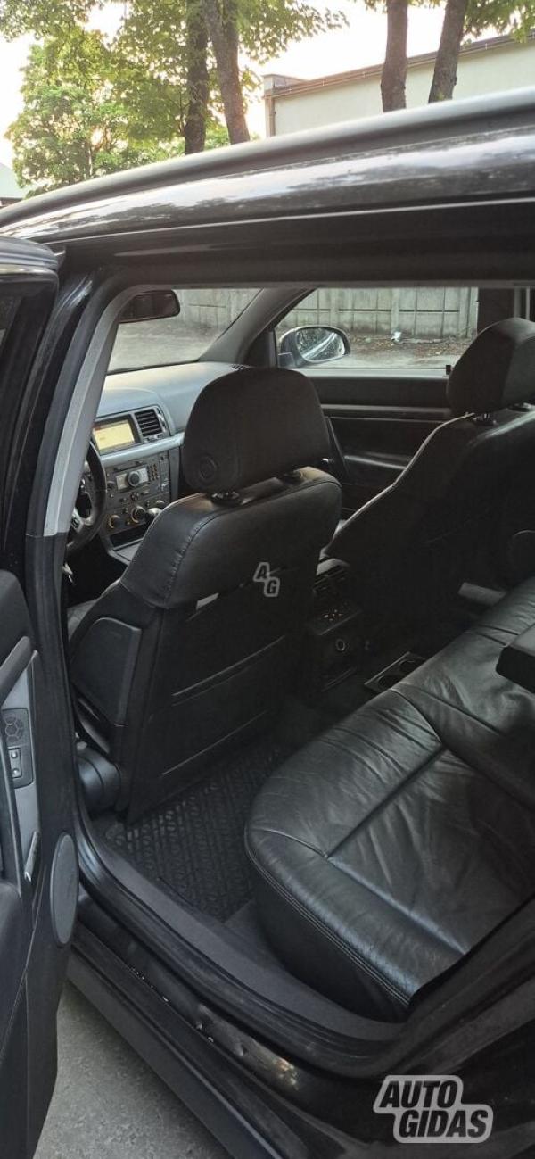Melns Opel Vectra 2008 Alīta, ar dzinēja tilpumu 1.90 L un nobraukumu 419 tūkst. km par 1400 €, foto 10 vietnē AUTOMOTO.COM.LV