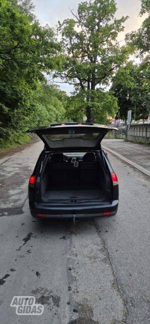 Black Opel Vectra 2008 in Alytus, with an engine capacity of 1.90 L and mileage of 419 thousand km for 1400 €, photo 16 on AUTOMOTO.COM.LV