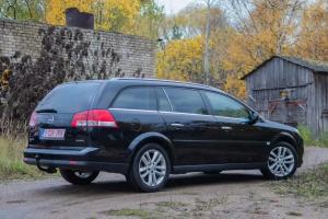 Black Opel Vectra 2008 in Grobiņa, with an engine capacity of 1.90 L and mileage of 272 thousand km for 3500 €, photo 6 on AUTOMOTO.COM.LV