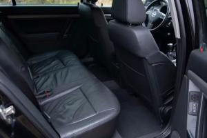 Black Opel Vectra 2008 in Grobiņa, with an engine capacity of 1.90 L and mileage of 272 thousand km for 3500 €, photo 13 on AUTOMOTO.COM.LV