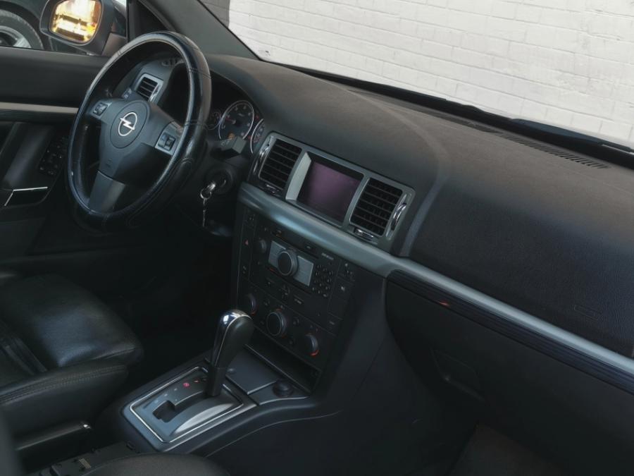 Melns Opel Vectra 2008 Rīga, ar dzinēja tilpumu 2.00 L un nobraukumu 278 tūkst. km par 2190 €, foto 17 vietnē AUTOMOTO.COM.LV
