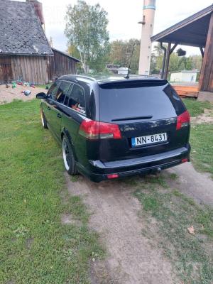Black Opel Vectra 2008 in Gulbene, with an engine capacity of 1.90 L and mileage of 425 thousand km for 4000 €, photo 7 on AUTOMOTO.COM.LV