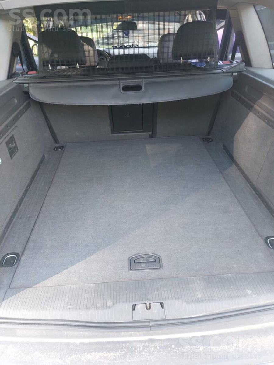 Black Opel Vectra 2008 in Gulbene, with an engine capacity of 1.90 L and mileage of 425 thousand km for 4000 €, photo 11 on AUTOMOTO.COM.LV