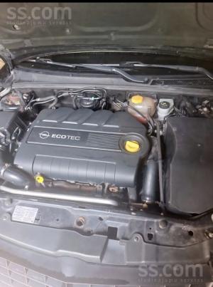 Black Opel Vectra 2008 in Gulbene, with an engine capacity of 1.90 L and mileage of 425 thousand km for 4000 €, photo 12 on AUTOMOTO.COM.LV