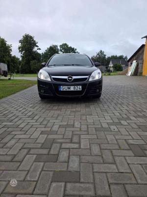 Black Opel Vectra 2008 in Vilkaviskis, with an engine capacity of 1.91 L and mileage of 440 thousand km for 1200 €, photo  on AUTOMOTO.COM.LV