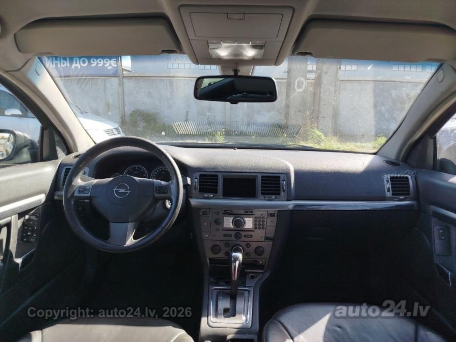 Black Opel Vectra 2008 in Tallinn, with an engine capacity of 1.90 L and mileage of 362 thousand km for 799 €, photo 6 on AUTOMOTO.COM.LV