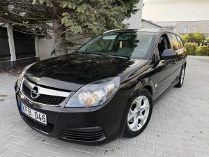Melns Opel Vectra 2008 Kauņa, ar dzinēja tilpumu 1.91 L un nobraukumu 293 tūkst. km par 1199 €, foto  vietnē AUTOMOTO.COM.LV