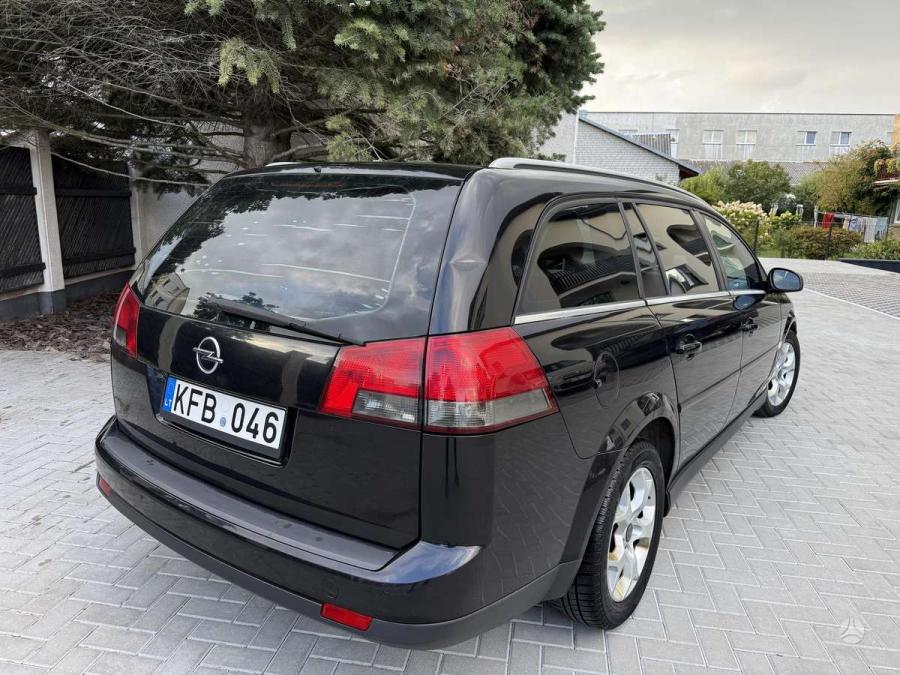 Melns Opel Vectra 2008 Kauņa, ar dzinēja tilpumu 1.91 L un nobraukumu 293 tūkst. km par 1199 €, foto 9 vietnē AUTOMOTO.COM.LV