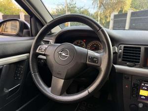 Melns Opel Vectra 2008 Kauņa, ar dzinēja tilpumu 1.91 L un nobraukumu 293 tūkst. km par 1199 €, foto 15 vietnē AUTOMOTO.COM.LV