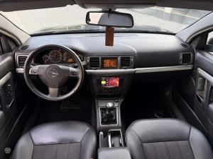 Melns Opel Vectra 2008 Kauņa, ar dzinēja tilpumu 1.91 L un nobraukumu 293 tūkst. km par 1199 €, foto 16 vietnē AUTOMOTO.COM.LV