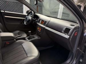 Melns Opel Vectra 2008 Kauņa, ar dzinēja tilpumu 1.91 L un nobraukumu 293 tūkst. km par 1199 €, foto 17 vietnē AUTOMOTO.COM.LV
