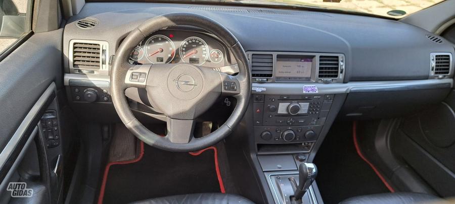 Melns Opel Vectra 2008 Druskininkai, ar dzinēja tilpumu 1.90 L un nobraukumu 300 tūkst. km par 550 €, foto 11 vietnē AUTOMOTO.COM.LV