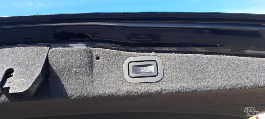 Melns Opel Vectra 2008 Druskininkai, ar dzinēja tilpumu 1.90 L un nobraukumu 300 tūkst. km par 550 €, foto 16 vietnē AUTOMOTO.COM.LV