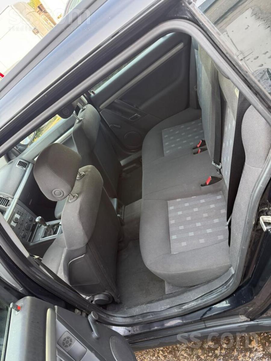Melns Opel Vectra 2008 Rīga, ar dzinēja tilpumu 1.90 L un nobraukumu 335 tūkst. km par 1300 €, foto 7 vietnē AUTOMOTO.COM.LV