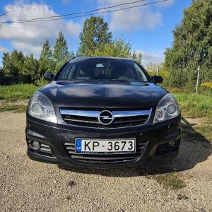 Melns Opel Vectra 2009 Rīga, ar dzinēja tilpumu 1.90 L un nobraukumu 390 tūkst. km par 2150 €, foto 3 vietnē AUTOMOTO.COM.LV