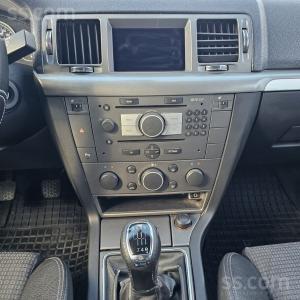 Melns Opel Vectra 2009 Rīga, ar dzinēja tilpumu 1.90 L un nobraukumu 390 tūkst. km par 2150 €, foto 18 vietnē AUTOMOTO.COM.LV