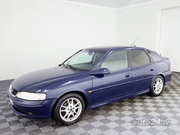 Zils Opel Vectra 1999 Tallina, ar dzinēja tilpumu 2.00 L un nobraukumu 366 tūkst. km par 999 €, foto 2 vietnē AUTOMOTO.COM.LV