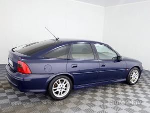 Blue Opel Vectra 1999 in Tallinn, with an engine capacity of 2.00 L and mileage of 366 thousand km for 999 €, photo 3 on AUTOMOTO.COM.LV