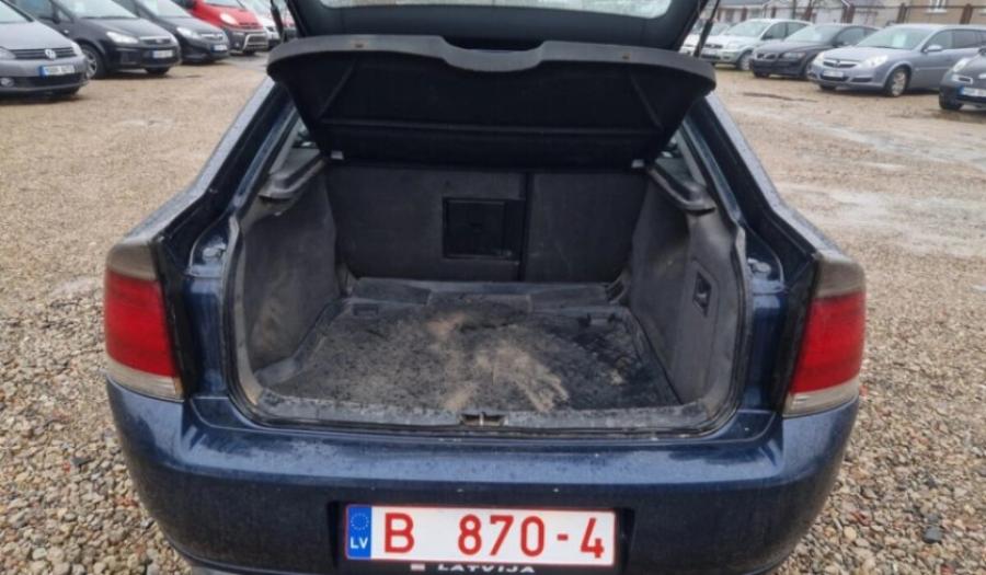 Zils Opel Vectra 2003 Rīga, ar dzinēja tilpumu 2.20 L un nobraukumu 415 tūkst. km par 1200 €, foto 17 vietnē AUTOMOTO.COM.LV