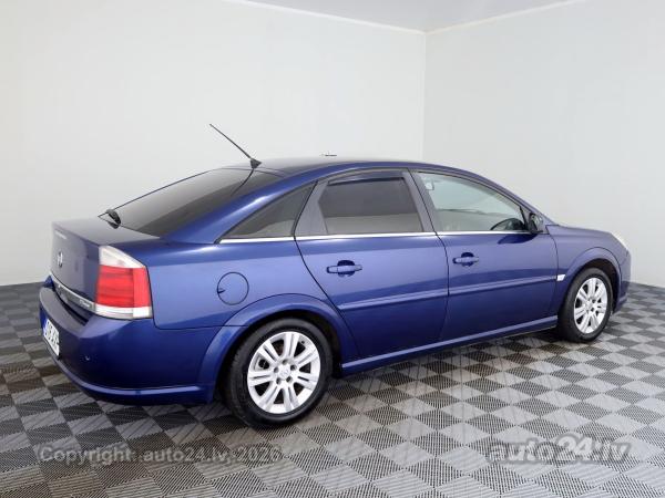 Zils Opel Vectra 2006 Tallina, ar dzinēja tilpumu 2.20 L un nobraukumu 208 tūkst. km par 1099 €, foto 3 vietnē AUTOMOTO.COM.LV
