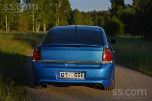 Blue Opel Vectra 2006 in Riga, with an engine capacity of 2.80 L and mileage of 243 thousand km for 5000 €, photo 4 on AUTOMOTO.COM.LV