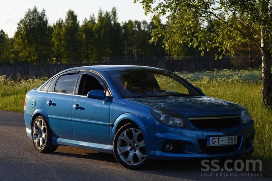 Blue Opel Vectra 2006 in Riga, with an engine capacity of 2.80 L and mileage of 243 thousand km for 5000 €, photo 6 on AUTOMOTO.COM.LV