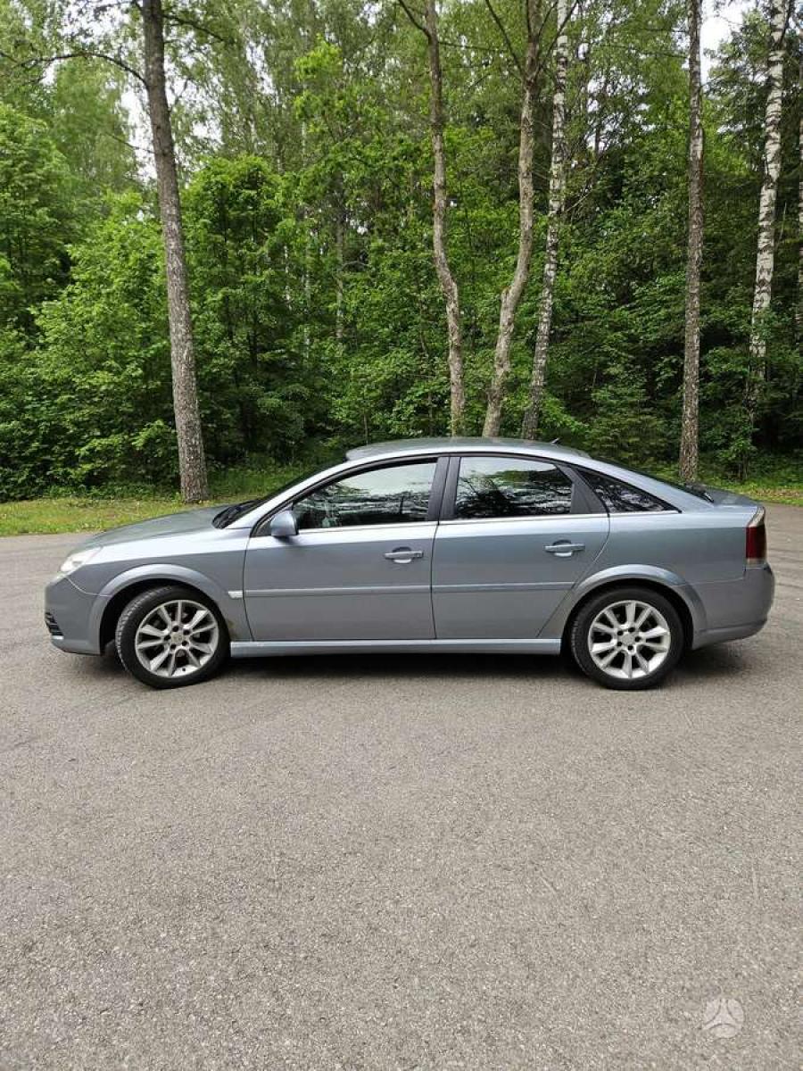 Zils Opel Vectra 2006 Alīta, ar dzinēja tilpumu 1.91 L un nobraukumu 497 tūkst. km par 1200 €, foto 5 vietnē AUTOMOTO.COM.LV