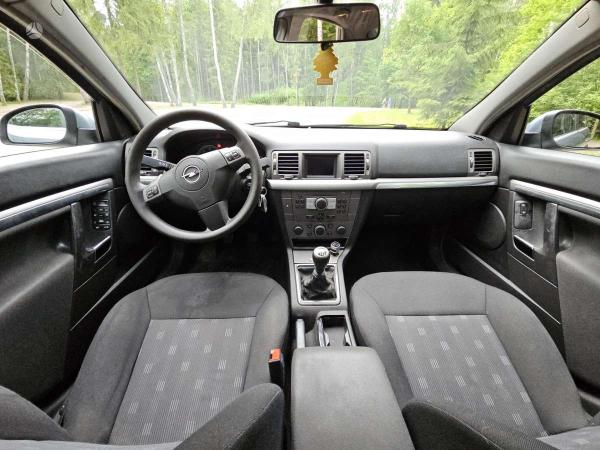 Zils Opel Vectra 2006 Alīta, ar dzinēja tilpumu 1.91 L un nobraukumu 497 tūkst. km par 1200 €, foto 9 vietnē AUTOMOTO.COM.LV