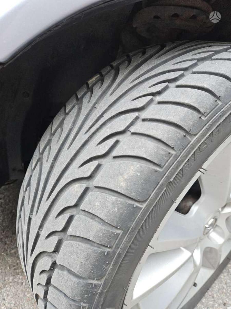 Zils Opel Vectra 2006 Alīta, ar dzinēja tilpumu 1.91 L un nobraukumu 497 tūkst. km par 1200 €, foto 14 vietnē AUTOMOTO.COM.LV