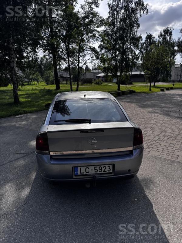 Zils Opel Vectra 2006 Dobele, ar dzinēja tilpumu 1.90 L un nobraukumu 0 tūkst. km par 1250 €, foto 4 vietnē AUTOMOTO.COM.LV
