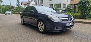 Blue Opel Vectra 2006 in Vilnius, with an engine capacity of 2.20 L and mileage of 200 thousand km for 999 €, photo 3 on AUTOMOTO.COM.LV