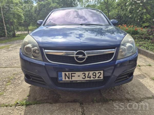 Zils Opel Vectra 2007 Rīga, ar dzinēja tilpumu 2.20 L un nobraukumu 314 tūkst. km par 1400 €, foto 5 vietnē AUTOMOTO.COM.LV
