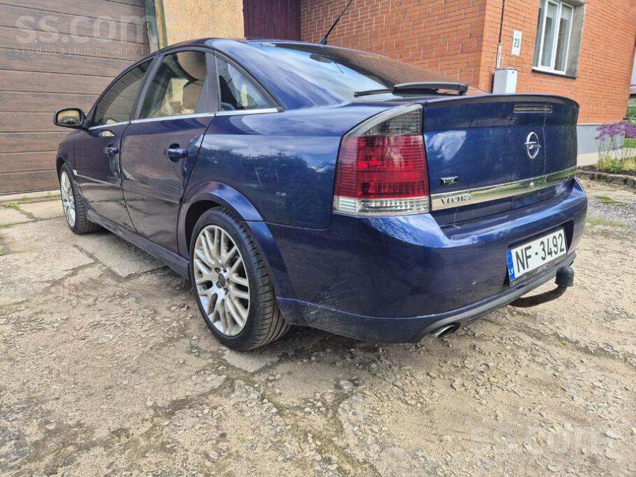Zils Opel Vectra 2007 Rīga, ar dzinēja tilpumu 2.20 L un nobraukumu 314 tūkst. km par 1400 €, foto 14 vietnē AUTOMOTO.COM.LV