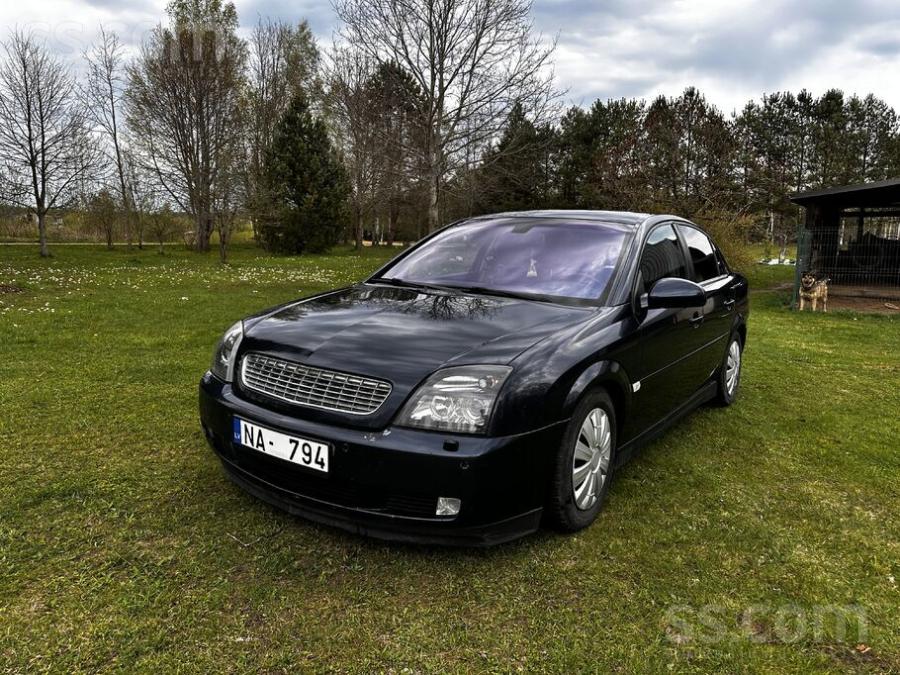 Blue Opel Vectra 2002 in Riga, with an engine capacity of 2.00 L and mileage of 291 thousand km for 980 €, photo 4 on AUTOMOTO.COM.LV