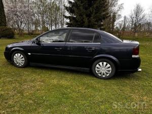 Blue Opel Vectra 2002 in Riga, with an engine capacity of 2.00 L and mileage of 291 thousand km for 980 €, photo 11 on AUTOMOTO.COM.LV